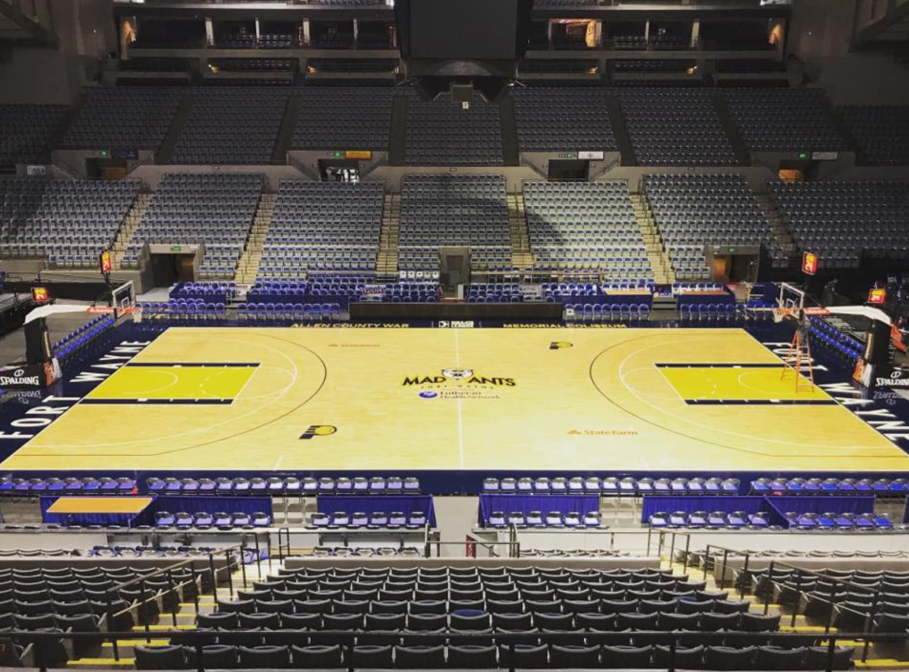 Allen County War Memorial Coliseum